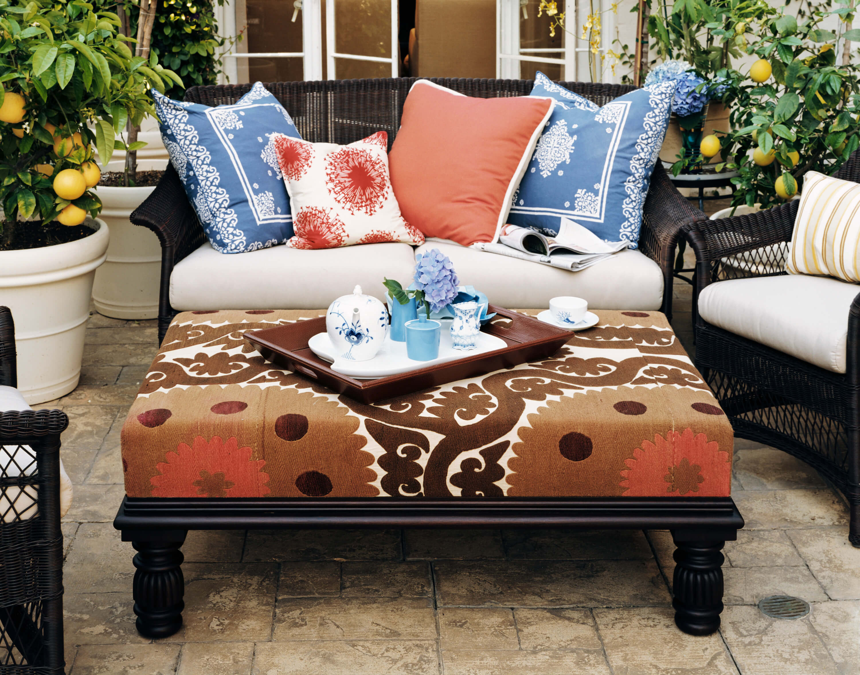 Segment Any Video(SAV)